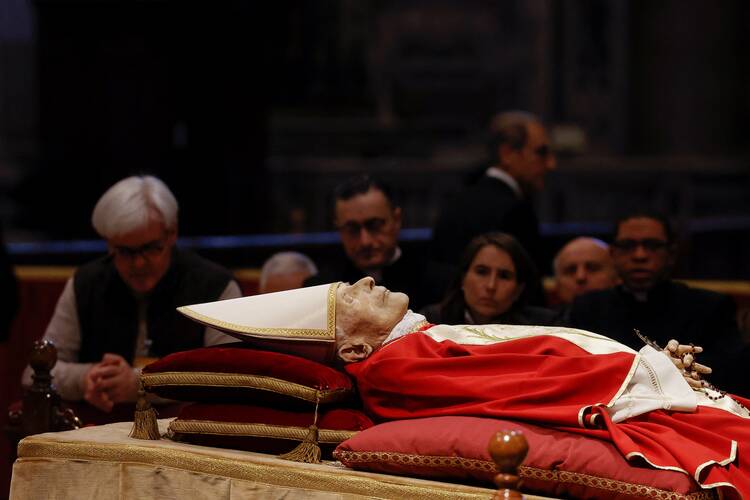 Thousands pay their final respects to Benedict XVI as his body lies in ... Thousands pay their final respects to Benedict XVI as his body lies in ...