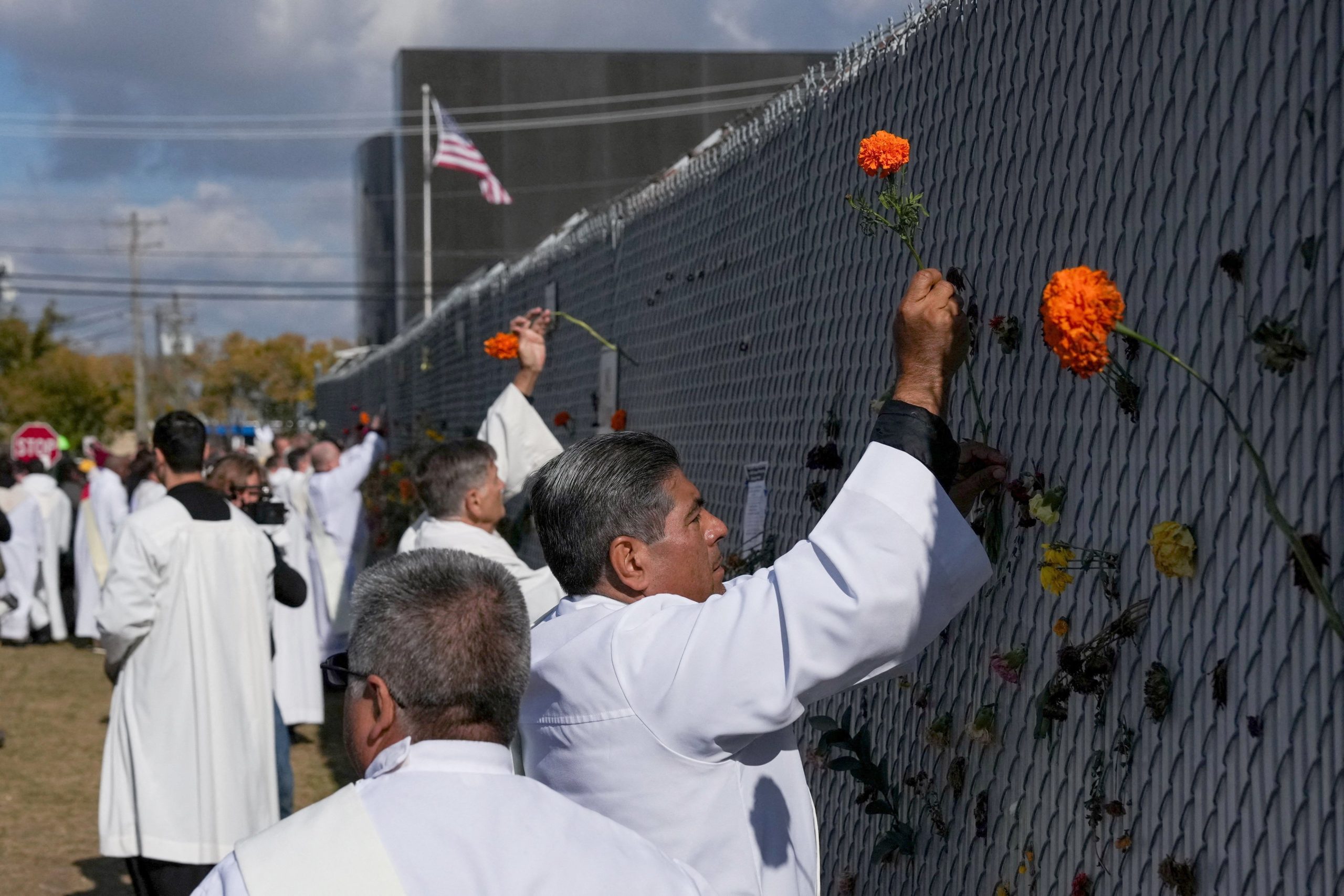 Chicago Catholic coalition sues ICE over denial of holy Communion ...
