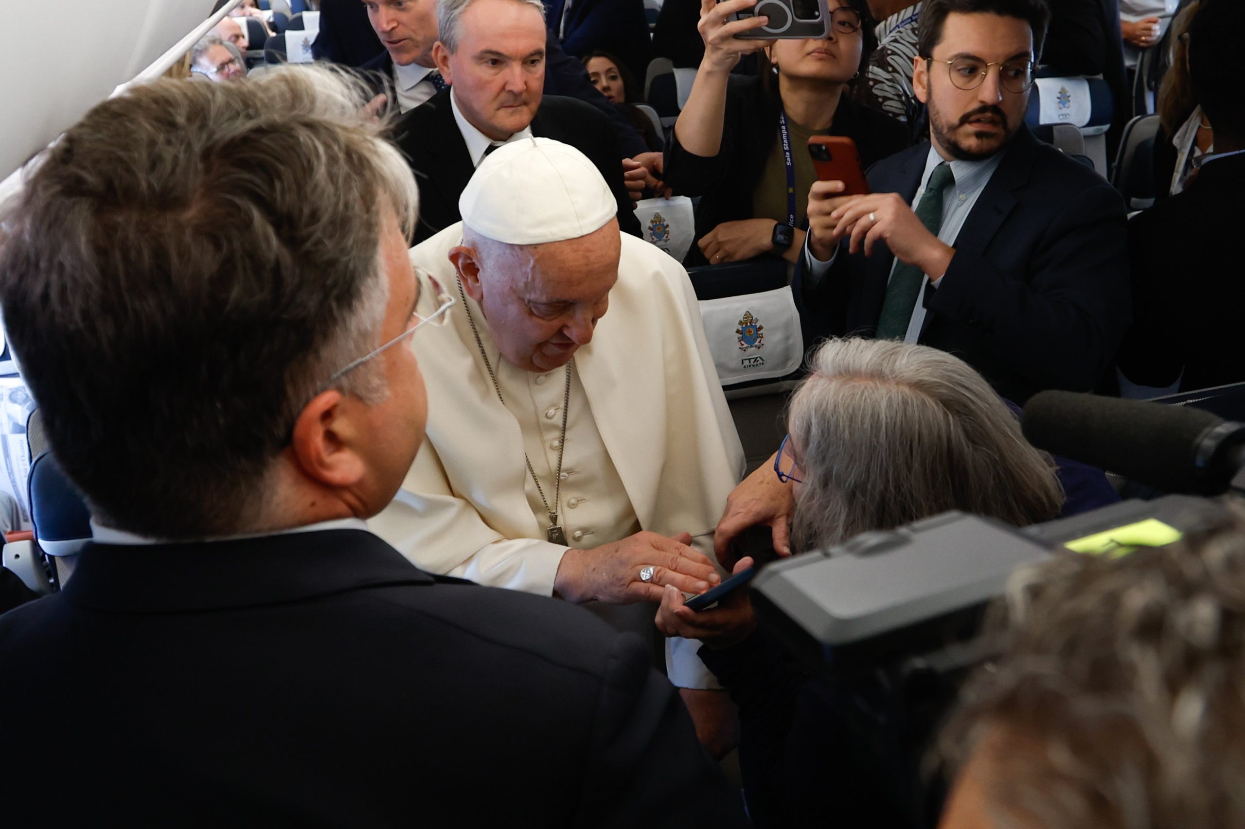 36 years as a Vatican journalist: papal apologies, a pillow fight and ...