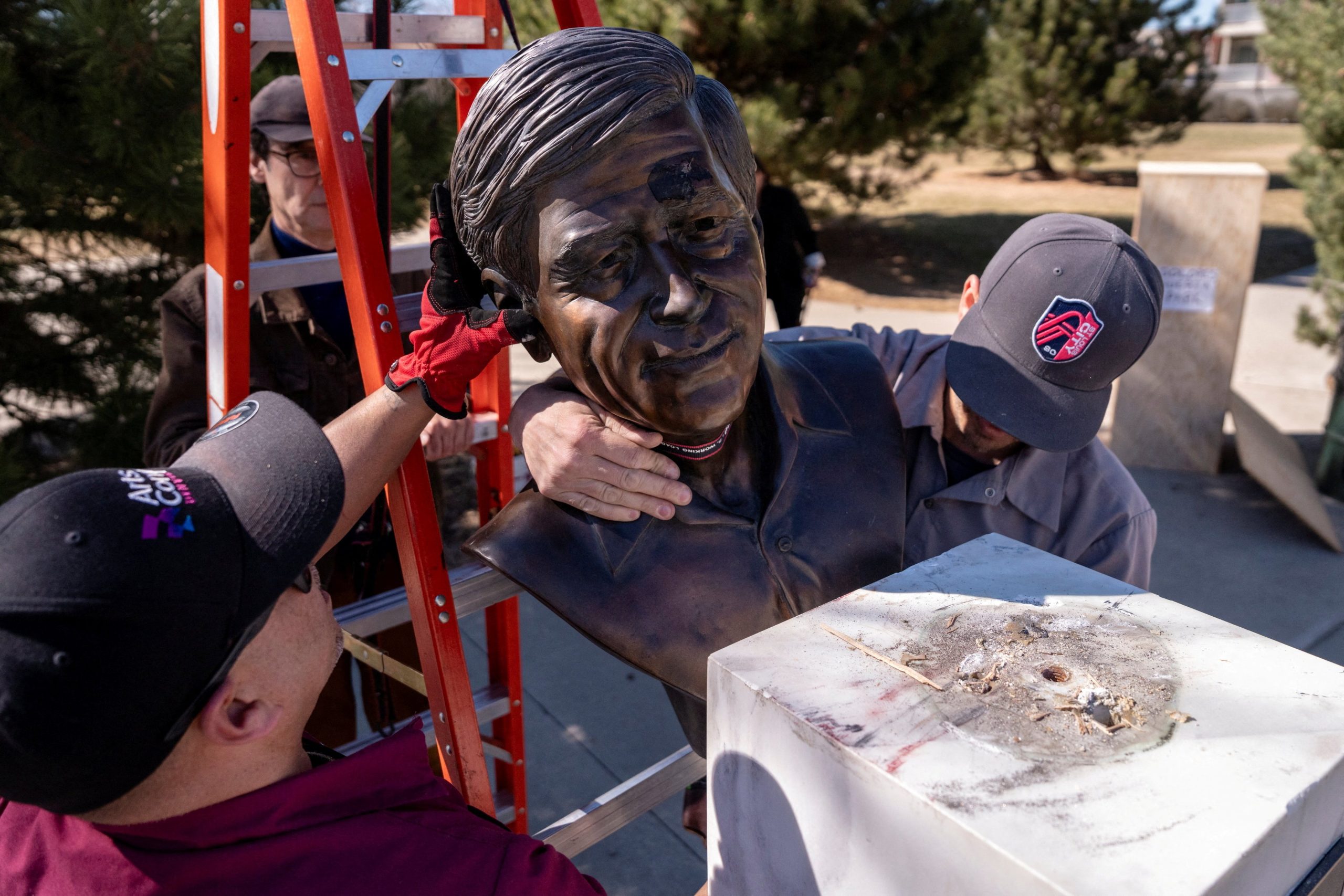 Cesar Chavez allegations lead to canceled Masses, reassessment of ...