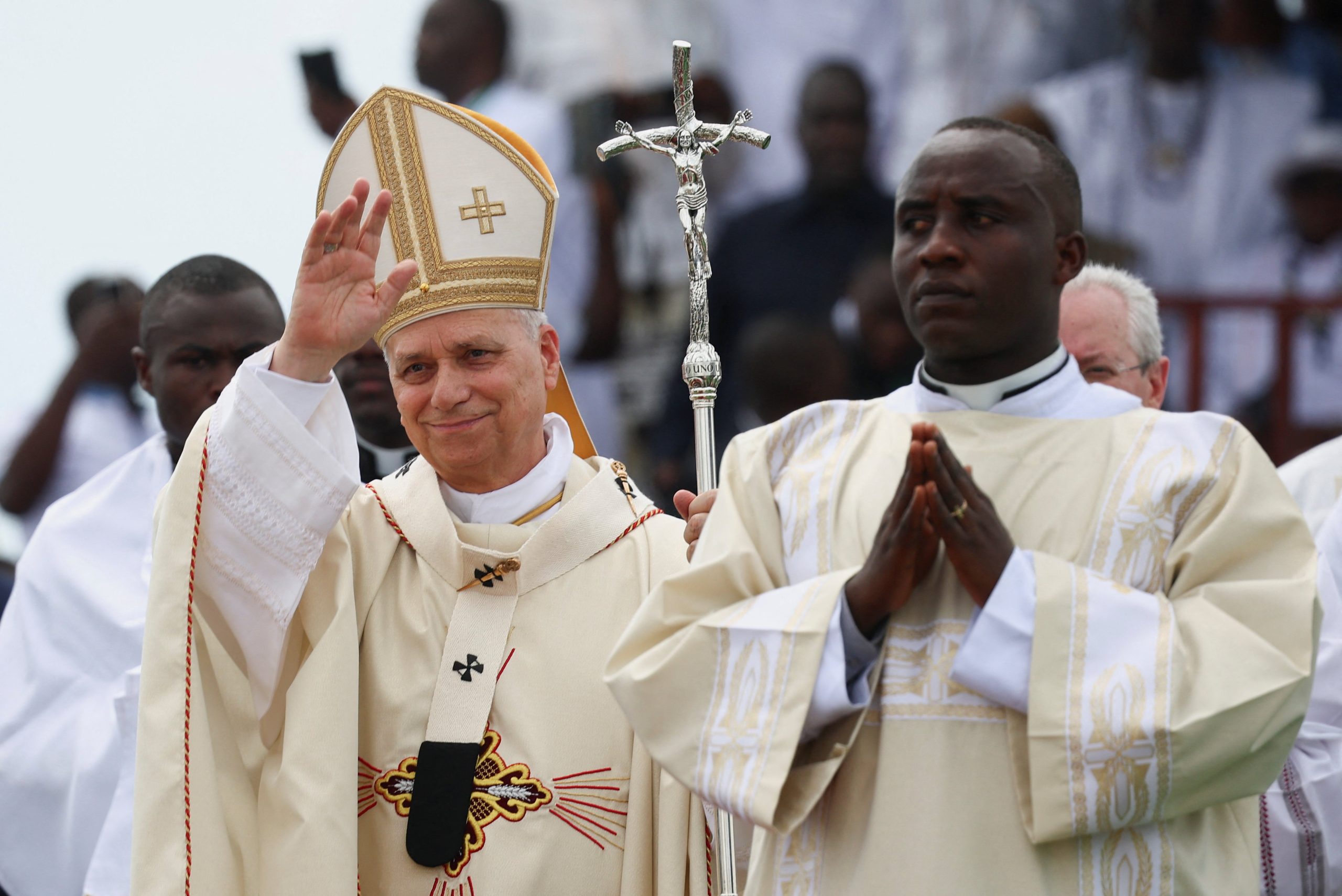 Pope Leo preaches on hunger to 120,000 at Mass in Cameroon - America ...